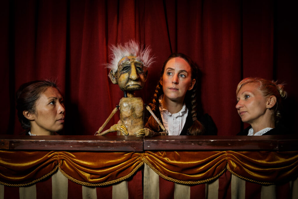 Famous Puppet Death Scenes – Aya Nakamura